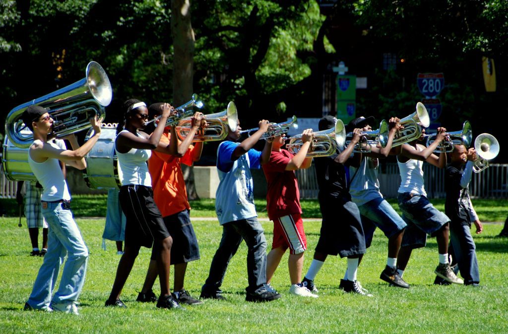 How to Plan the Perfect Pep Rally | Color Powder Supply