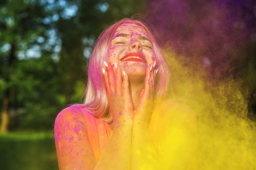 Beginner’s Guide to Buying Bulk Color Powder | Color Powder Supply Co.