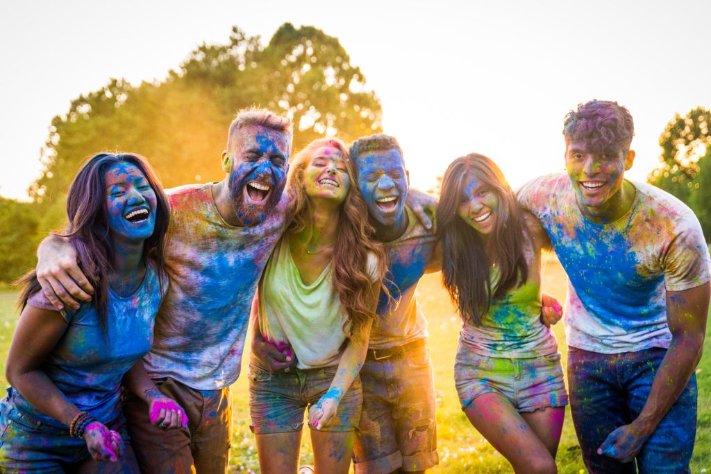10 Must-Do Summer Camp Games | Color Powder Supply Co.